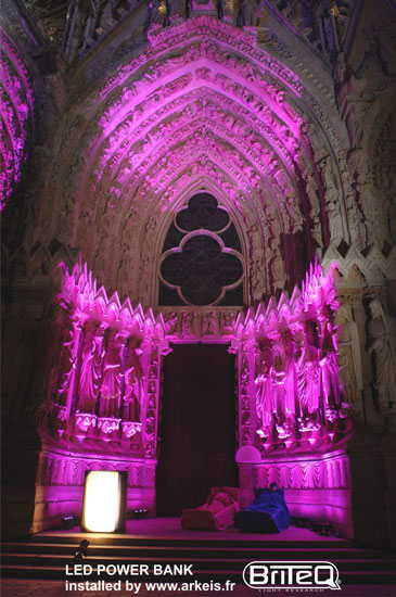 Briteq LED Power Bank RGB 15° - 54 1 Watt LEDS :: Euro Baltronics ...